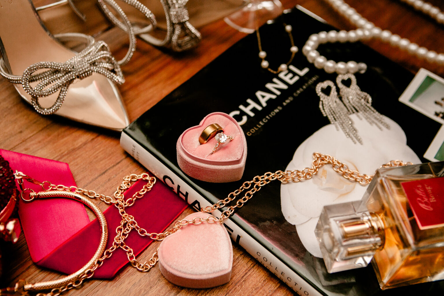 Valentine’s Day Studio Session In Waco, Texas | carlottiphotography.com
